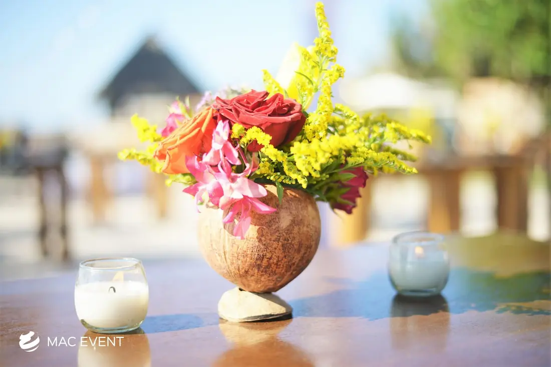 Cocktail Table Centerpiece in Cozumel: Weddings, Parties, Corporate Events